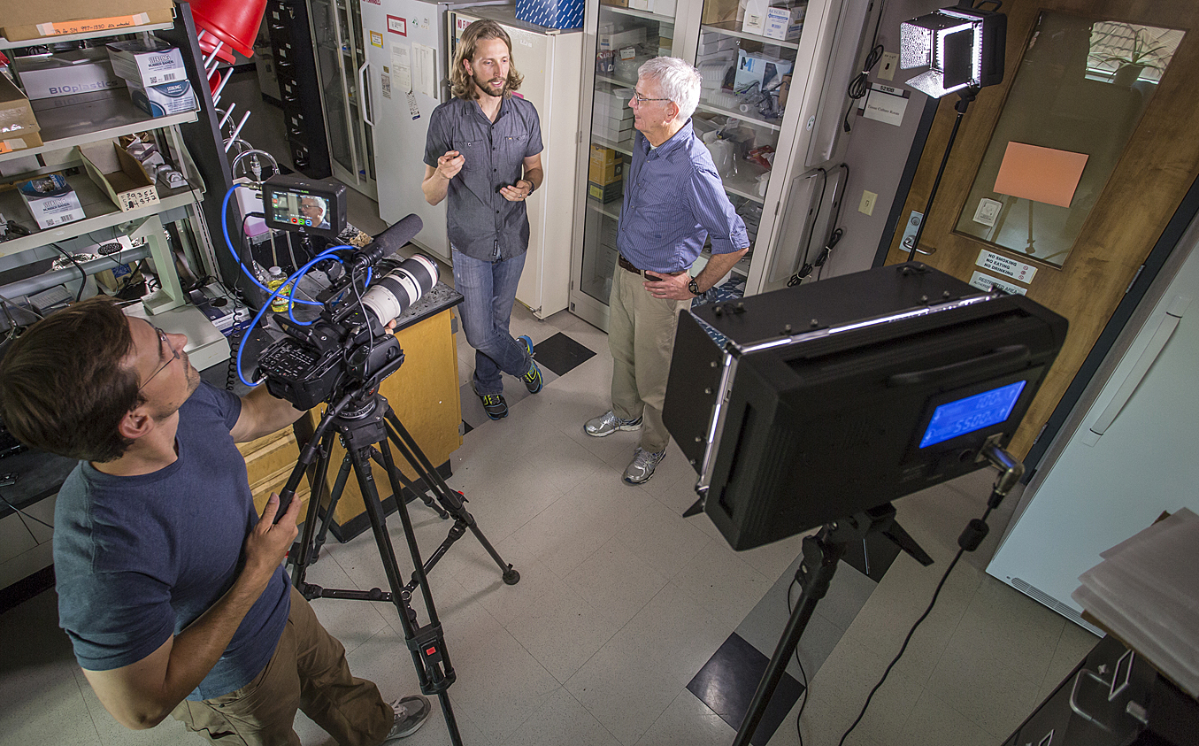 Making a film on the roots of corn – eCALS