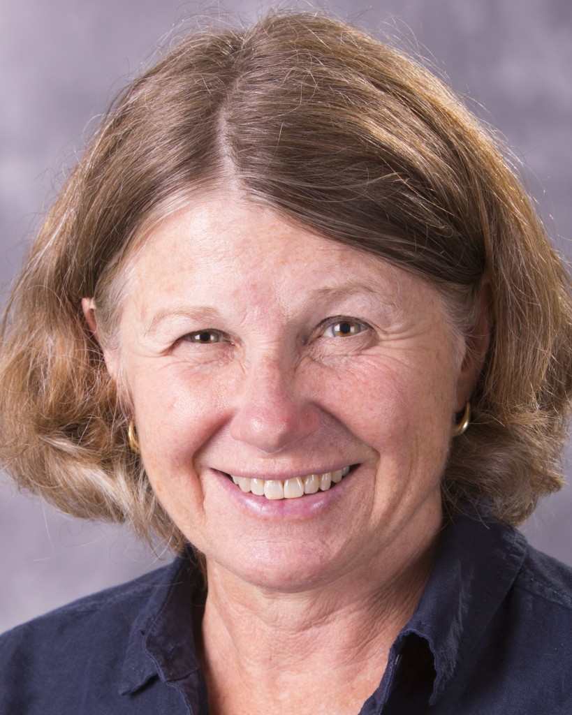 Anne Reynolds receives Cooperative Builder Award – eCALS