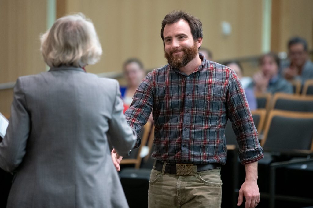 Jonathan Pauli wins 2019 CALS Pound Research Award – eCALS