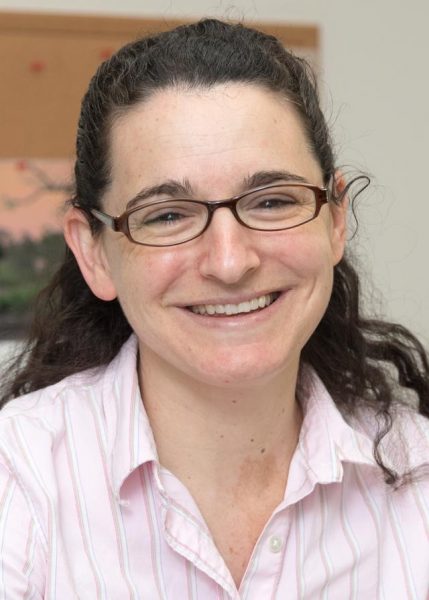 Laura Schechter named 2020-2021 Vilas Associate – eCALS