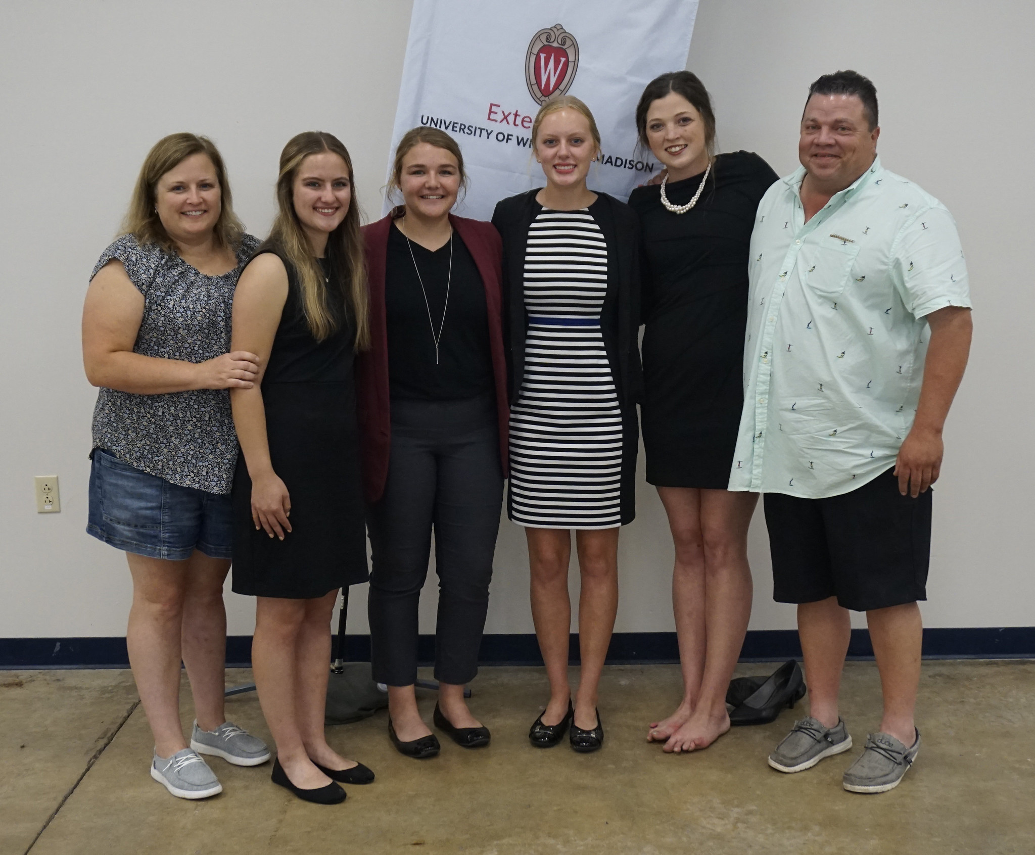 Alumna Angie Ulness goes full circle with dairy judging – eCALS