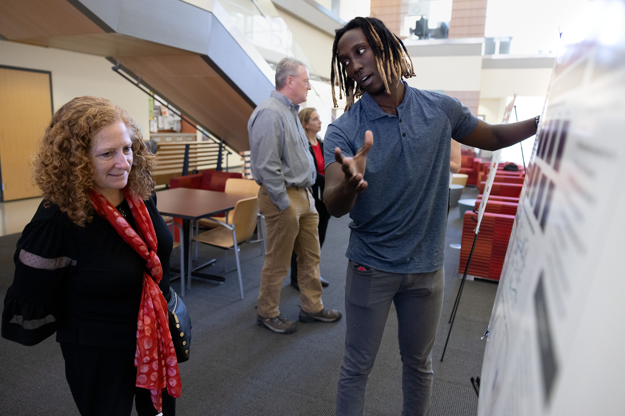 Photos: Chancellor Mnookin visits CALS – eCALS