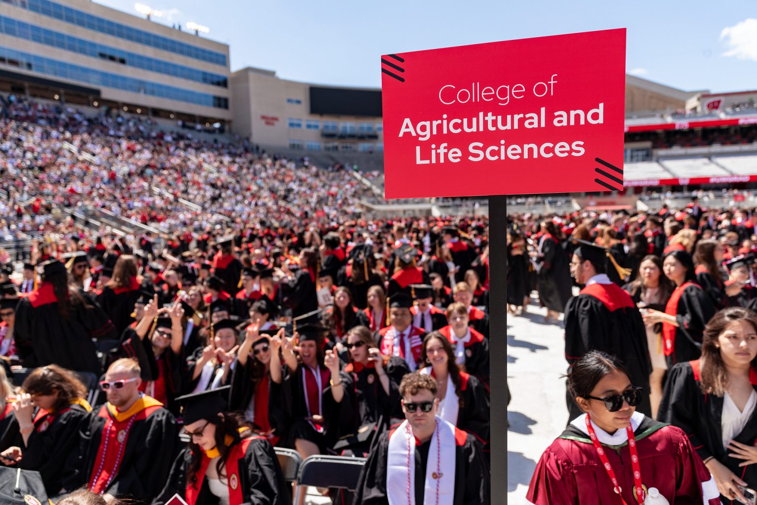 Celebrate CALS graduates at events around campus – eCALS